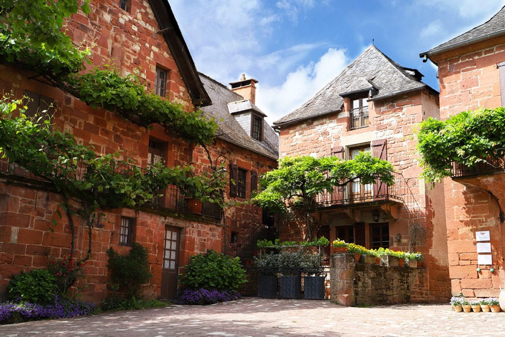 Pourquoi visiter Collonges-la-Rouge ? - Casa del Travel