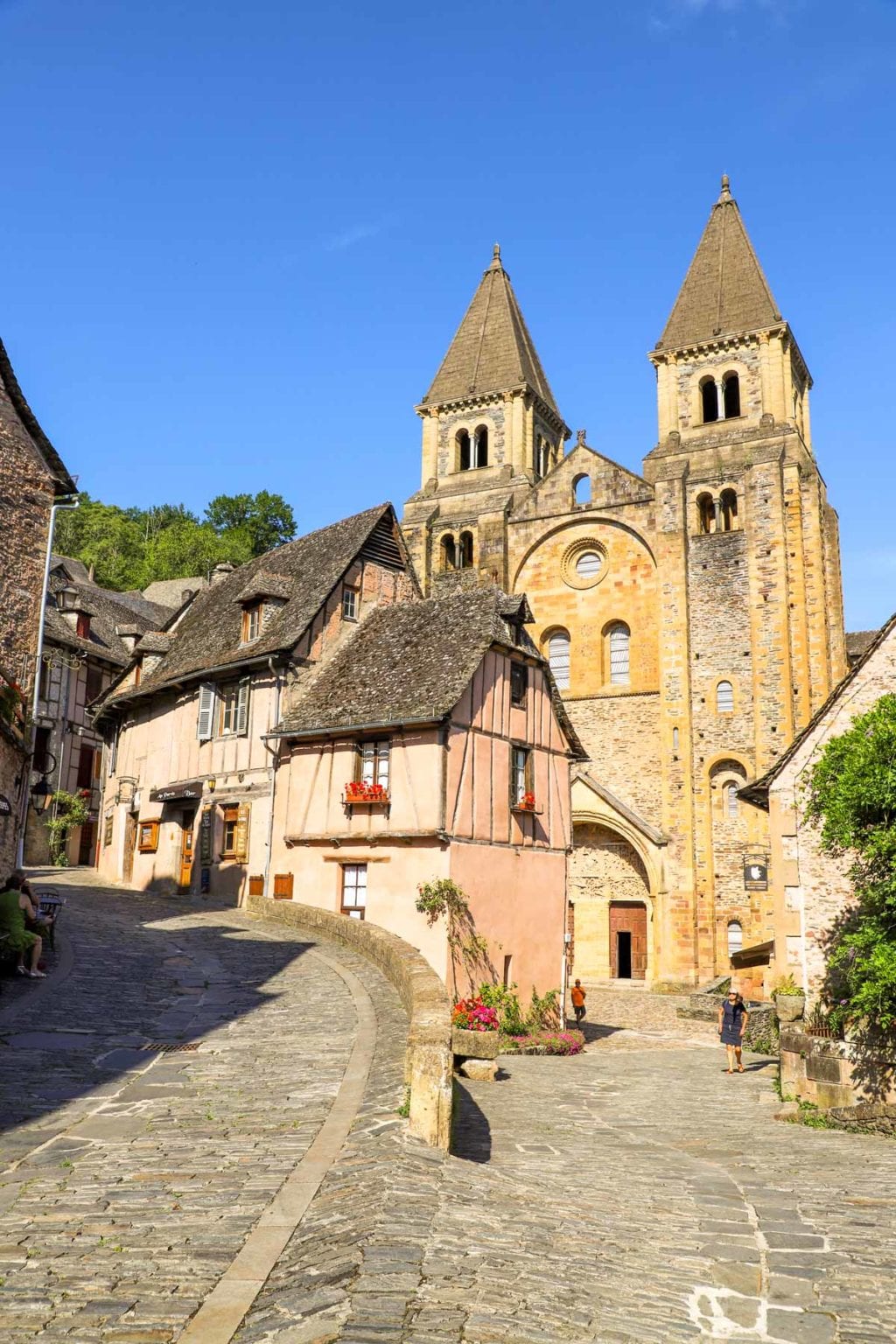 Visiter Conques : Un des plus beaux villages occitan - Casa del Travel