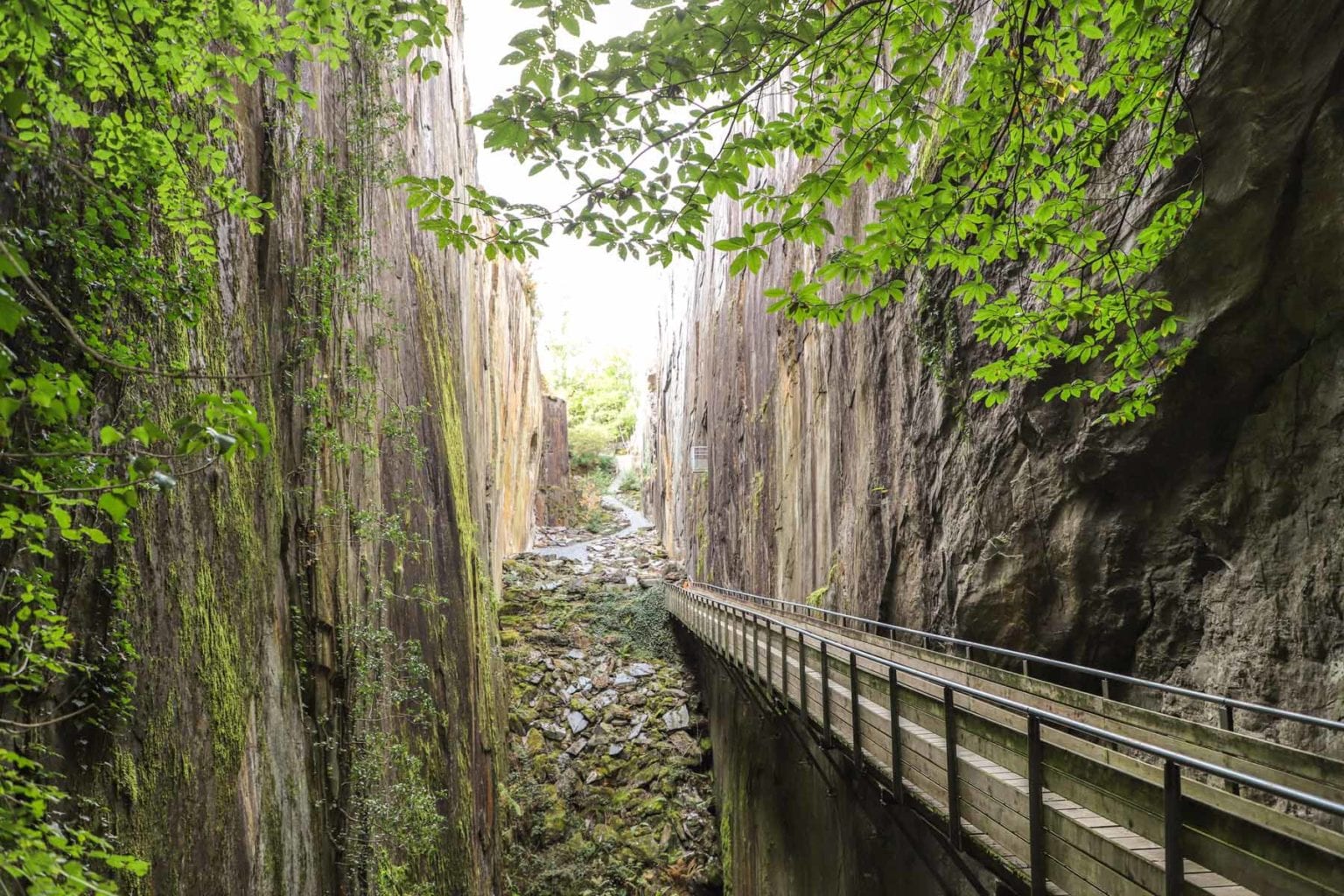 Visiter les Pans de Travassac : Guide & avis d'un enfant du pays - Casa ...